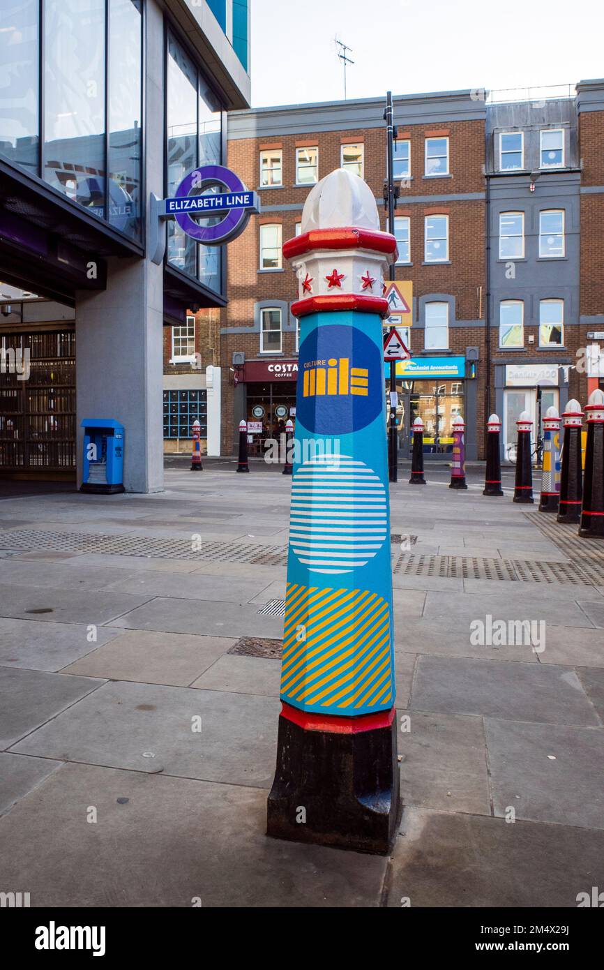 A bollard outside Farringdon Station at the start of the City of London ...