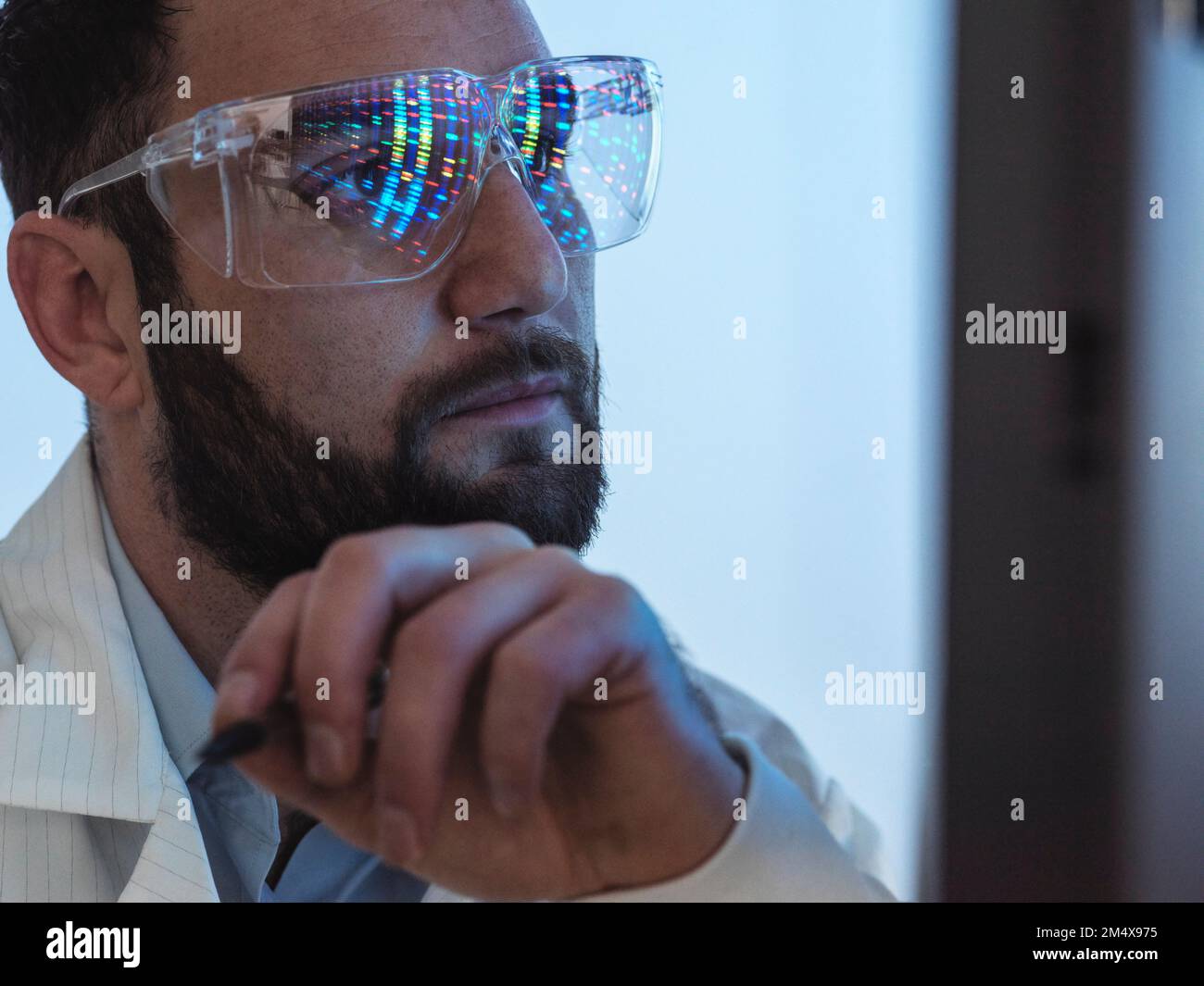 Laboratory research data hi-res stock photography and images - Alamy