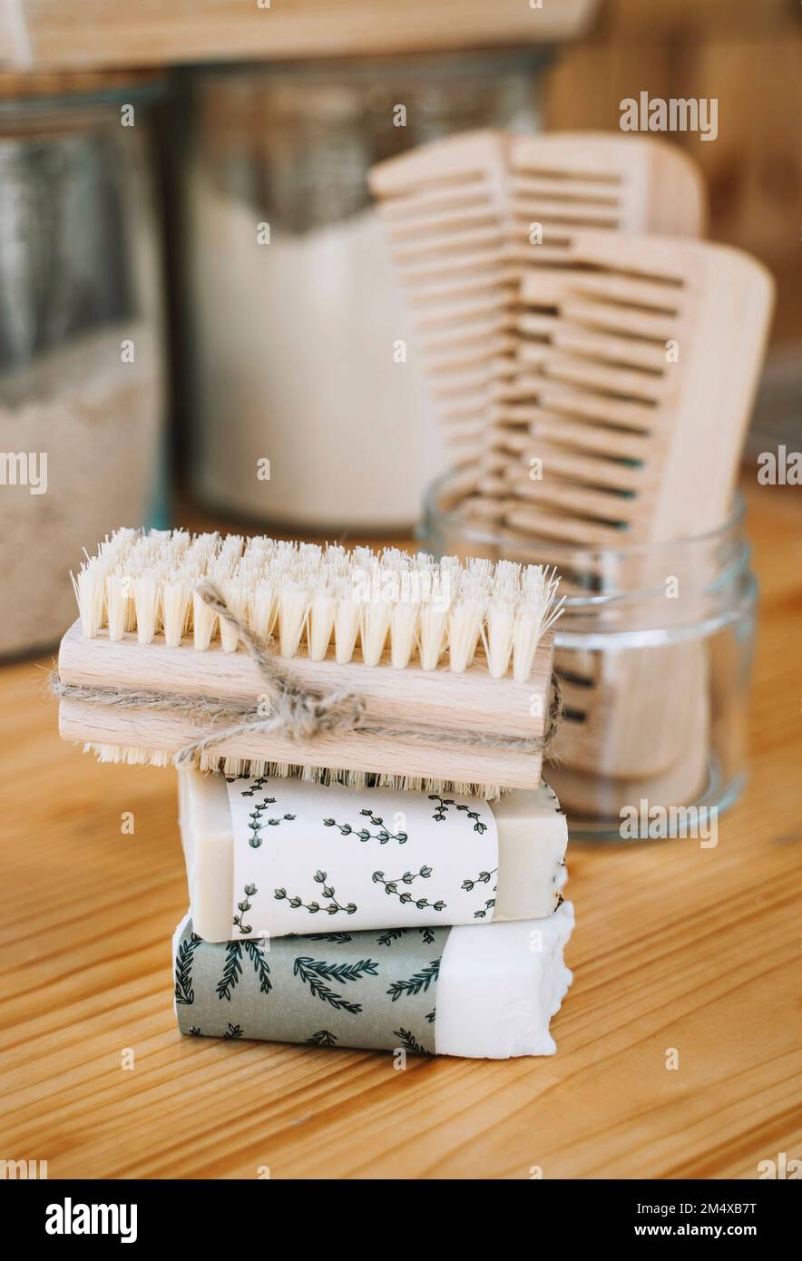 Green plastic scrubbing brush hi-res stock photography and images - Alamy