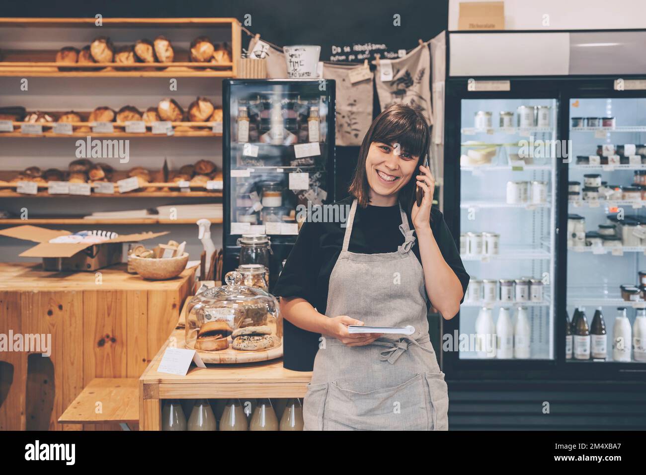 Business people talking on circular hi-res stock photography and images ...