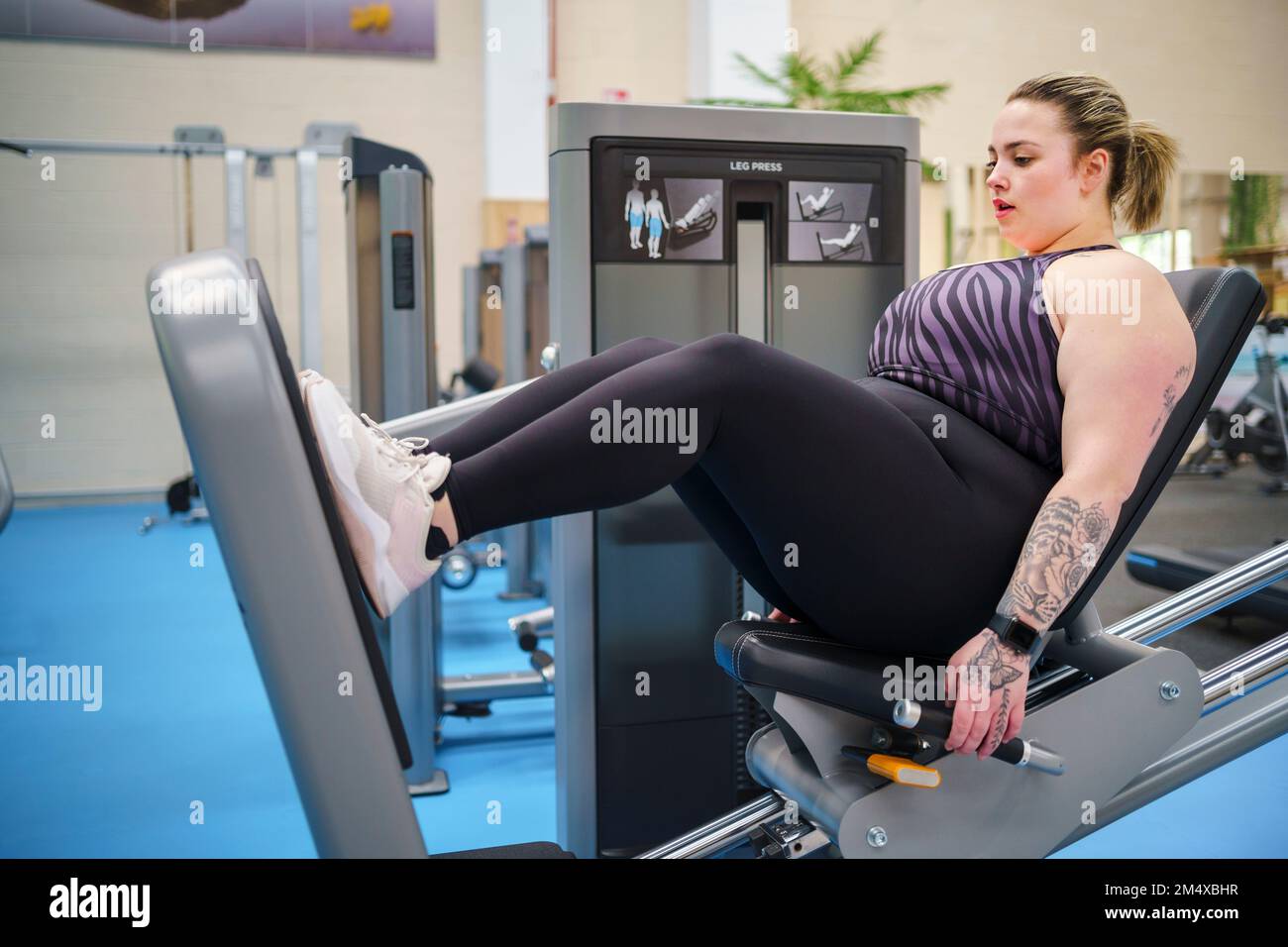 Body positivity tattooed woman hi-res stock photography and images - Alamy