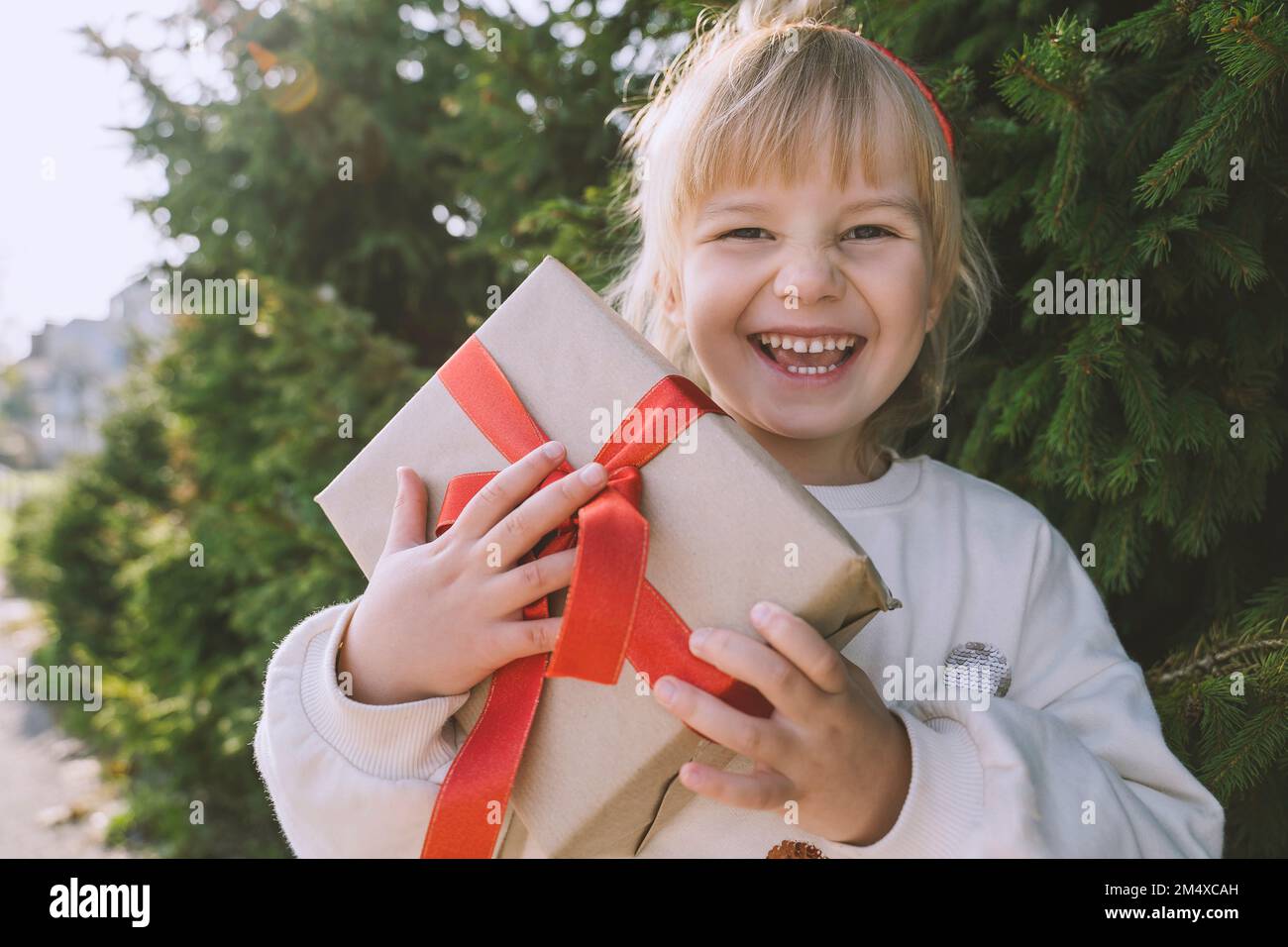 Cheerful box hi-res stock photography and images - Alamy
