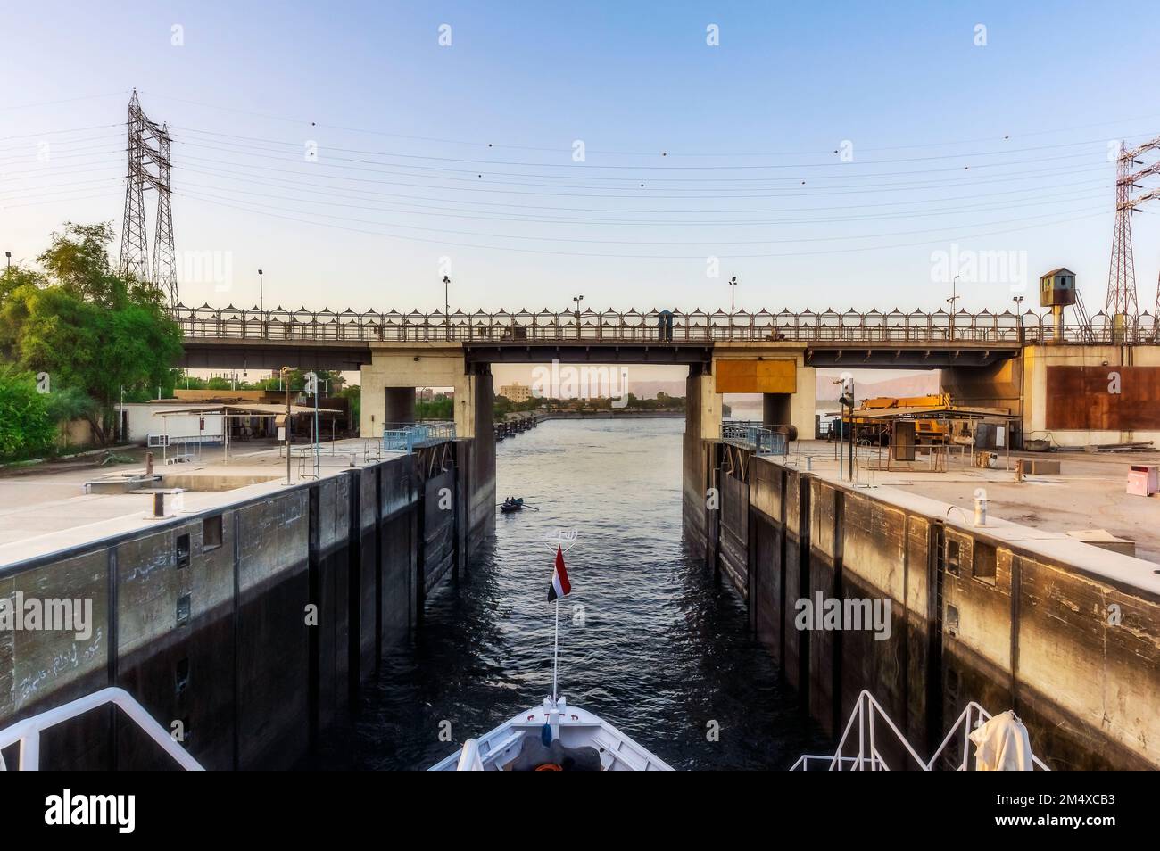 Egypt, Luxor Governorate, Esna, Hydroelectric dam on Nile river Stock ...