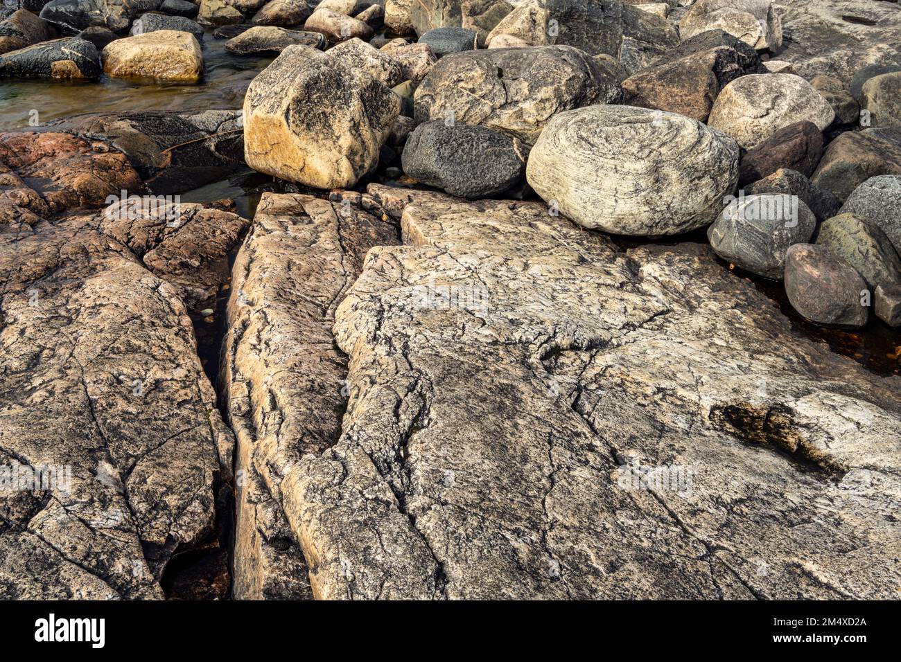 Lake Superior shoreline rocks, Lake Superior Provincial Park, Katherine ...