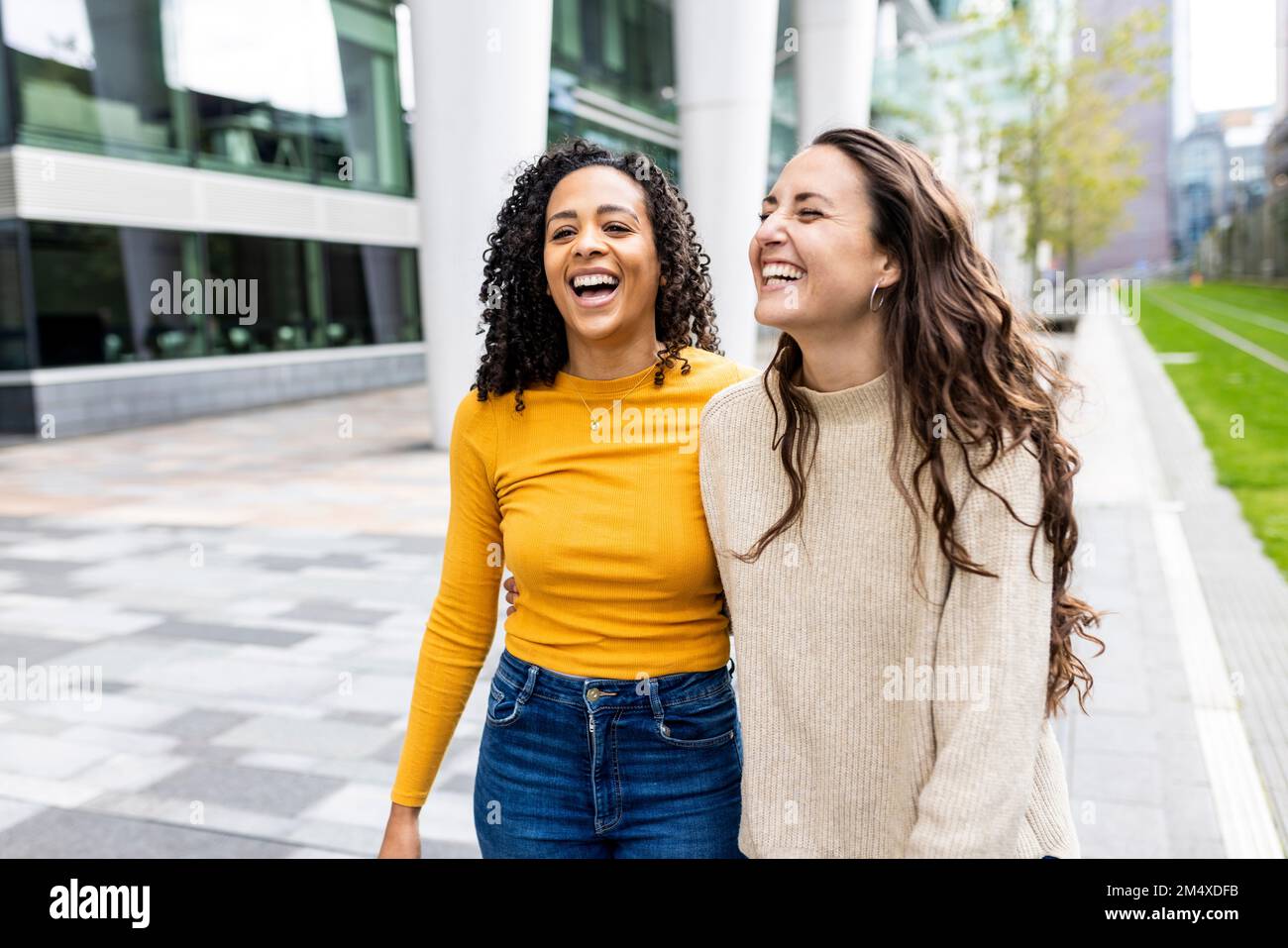 Together outside architecture hi-res stock photography and images - Alamy