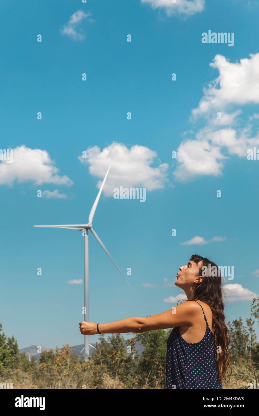 Standing up in wind hi-res stock photography and images - Alamy