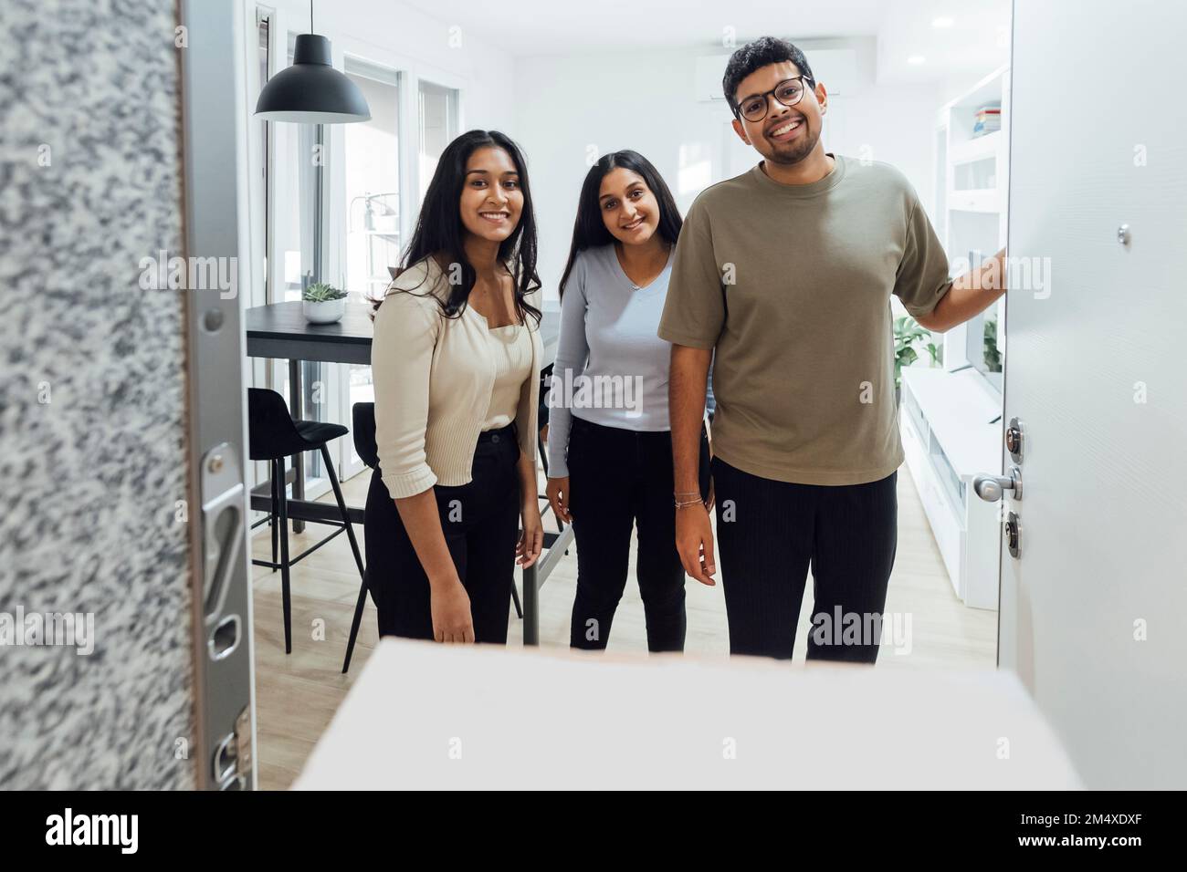 Receiving room hi-res stock photography and images - Alamy