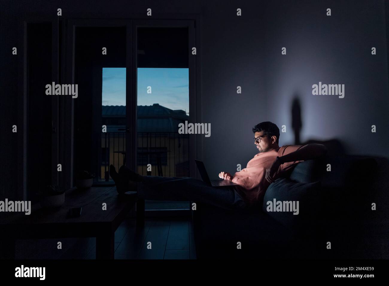 Laptop room hi-res stock photography and images - Alamy