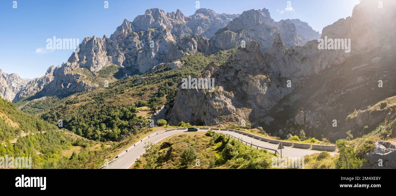 Panoramic view picos de europa range summer asphalt road foreground hi ...