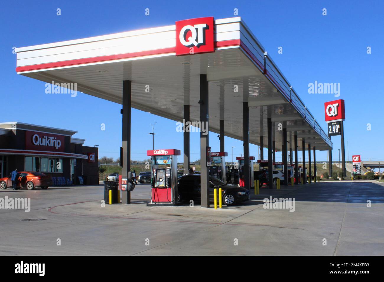 San Antonio, USA. 23rd Dec, 2022. Exterior view of a Quik Trip gas ...
