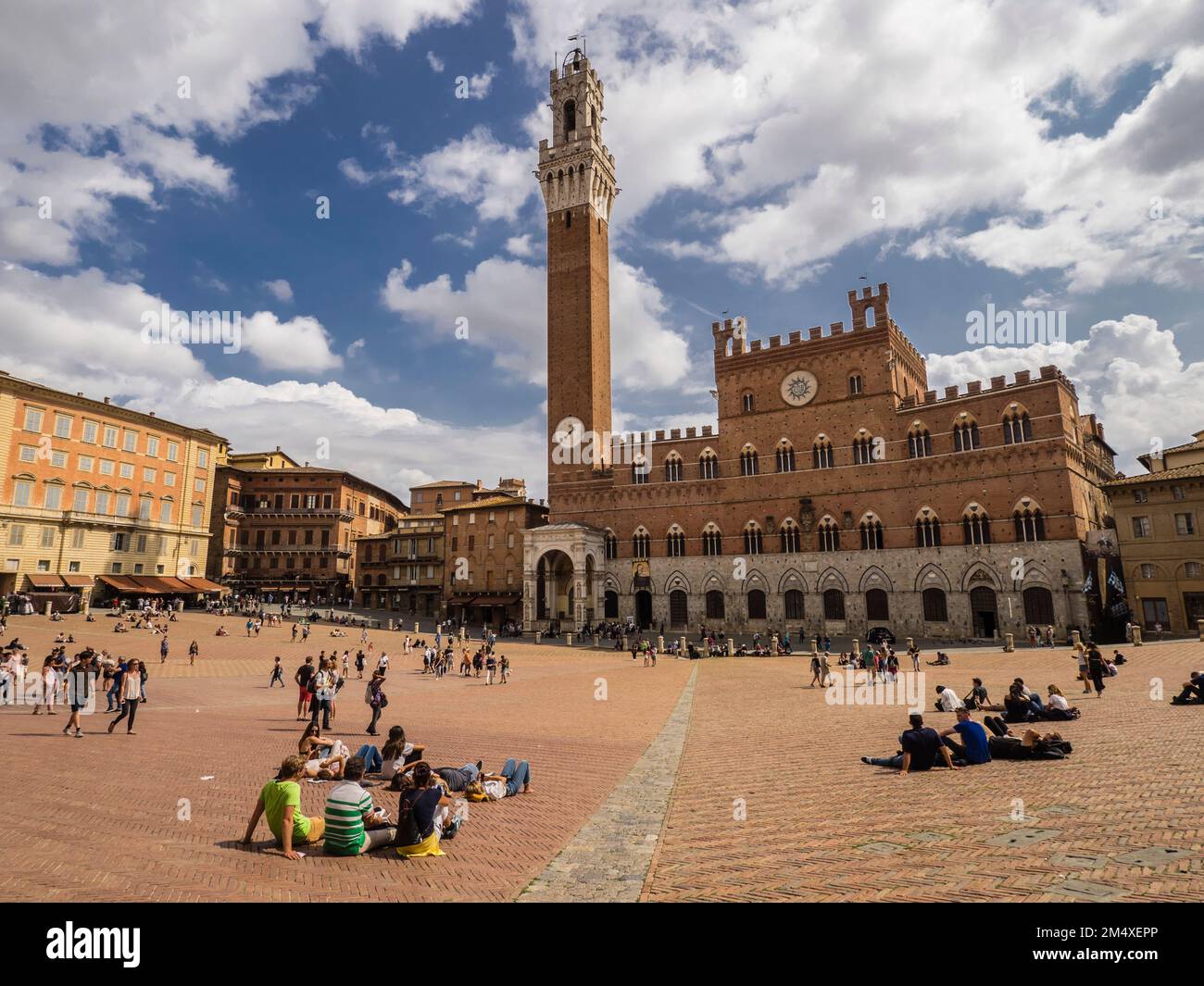 Town Hall, Piazza del Campo, Sienna, Tuscany, Italy, Europe Stock Photo ...