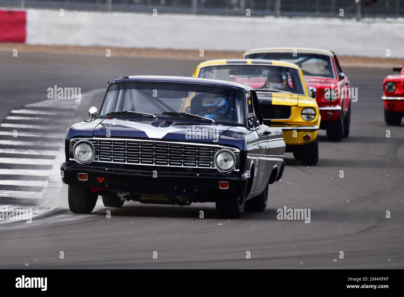 Julian Thomas, Calum Lockie, Ford Falcon, Adrian Flux Trophy for ...
