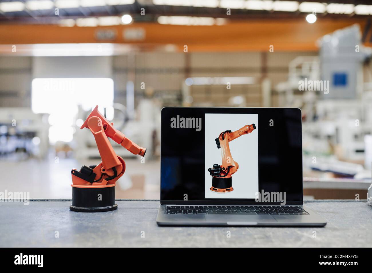 Arm desk hi-res stock photography and images - Alamy