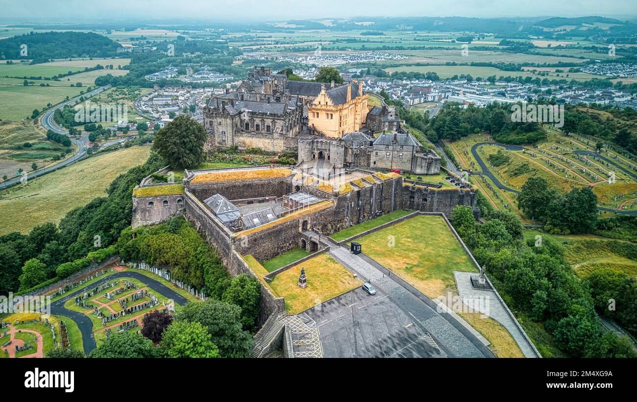 Stirling castle surrounded hi-res stock photography and images - Alamy