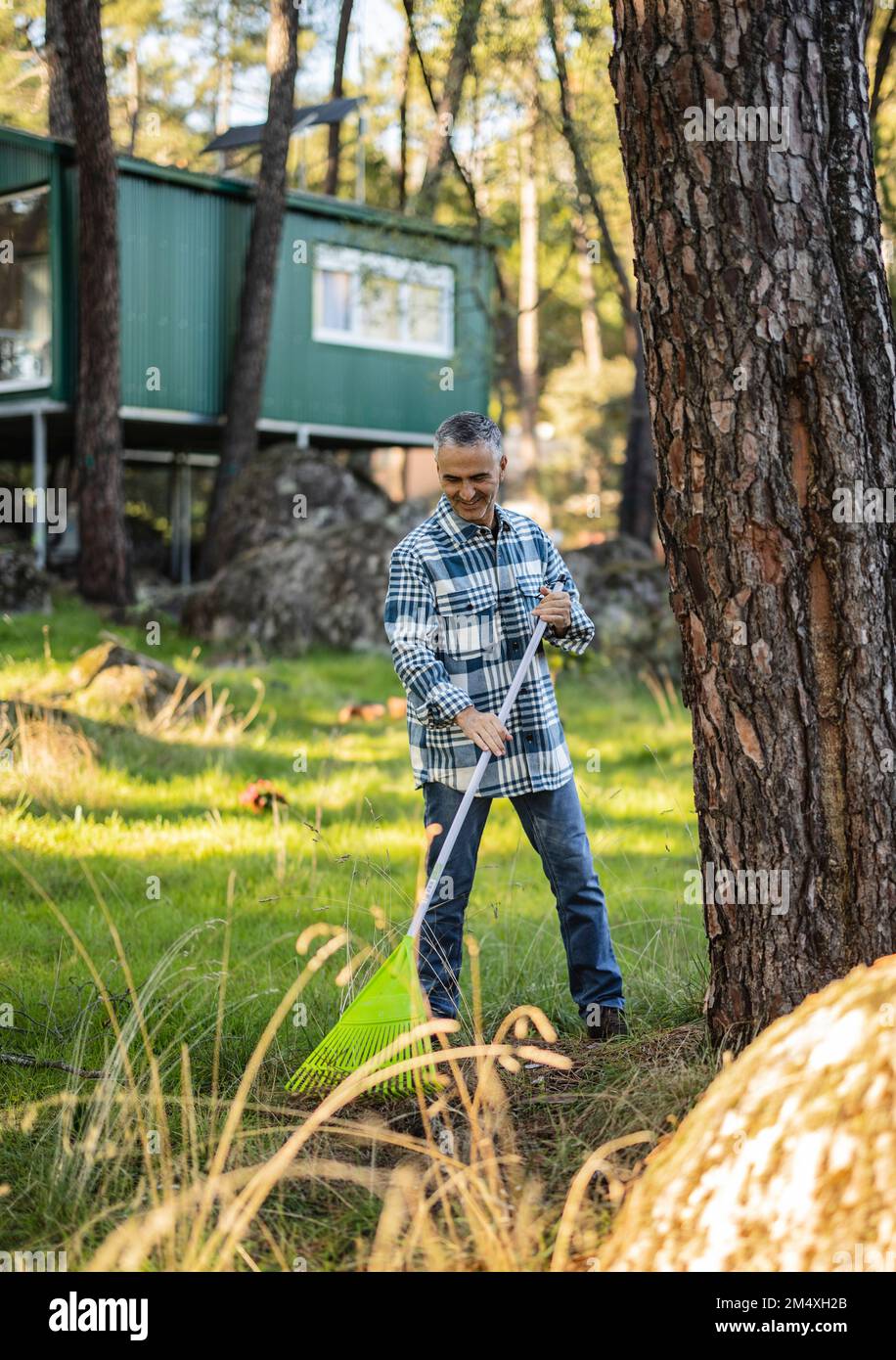 Natural garden architecture hi-res stock photography and images - Alamy