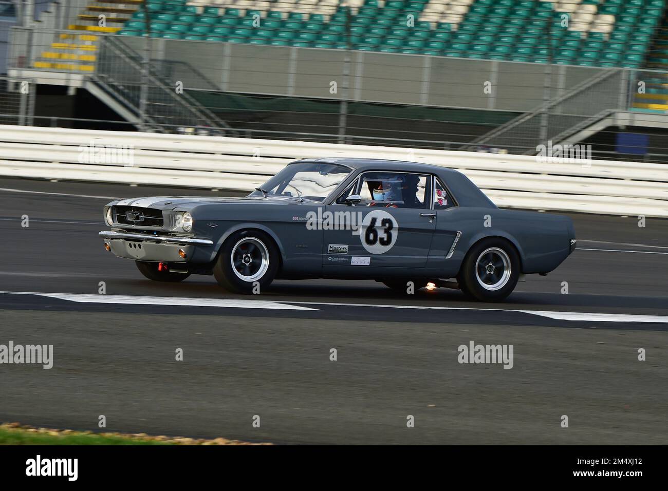 A hint of exhaust flame, Sean McInerney, Phil Keen, Ford Mustang ...
