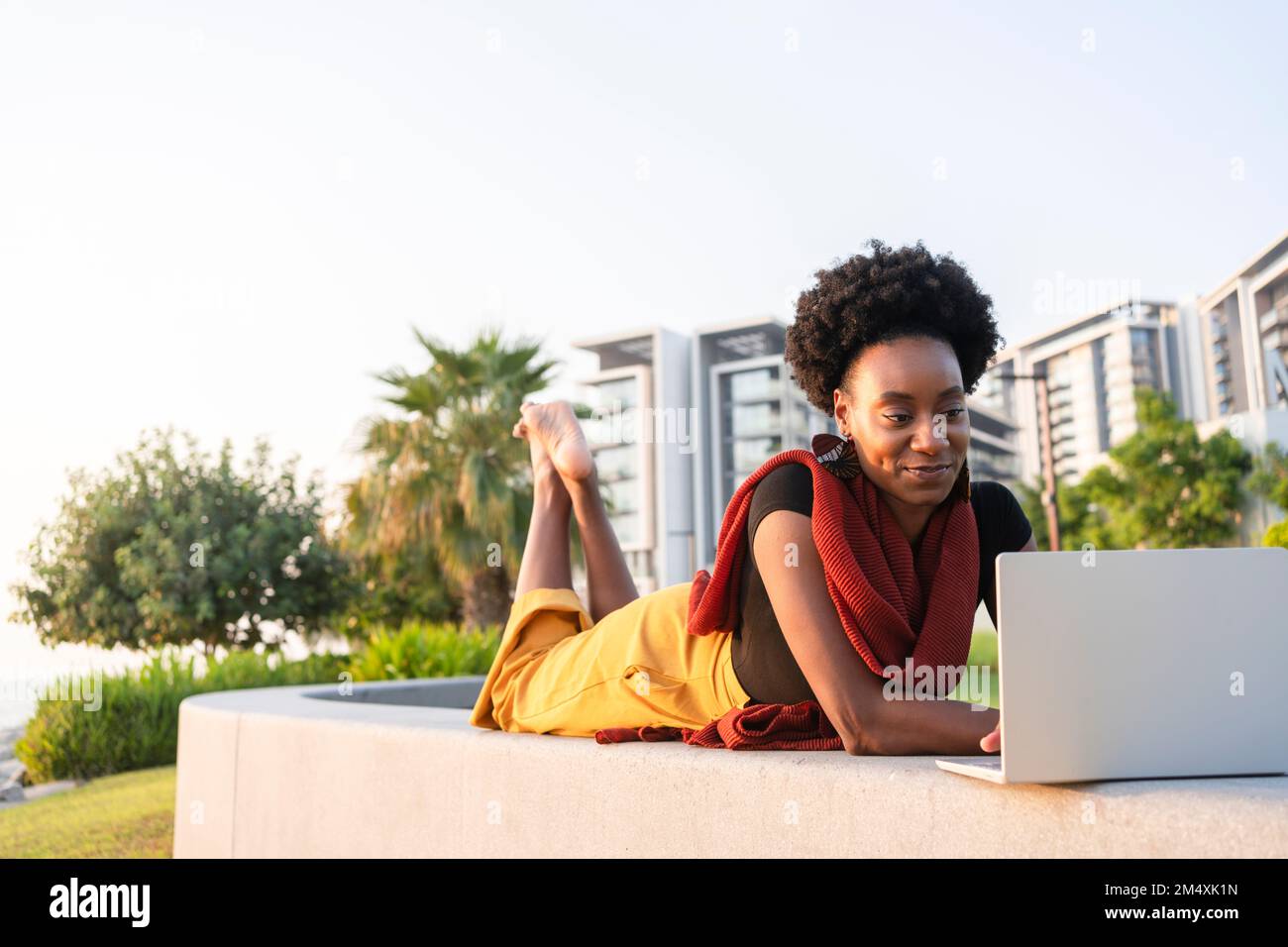 Lying on wall hi-res stock photography and images - Alamy