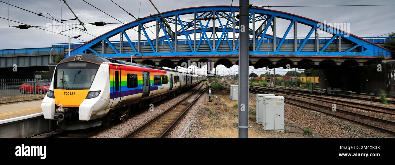 Thameslink 700155 train at Peterborough station, East Coast Main Line ...