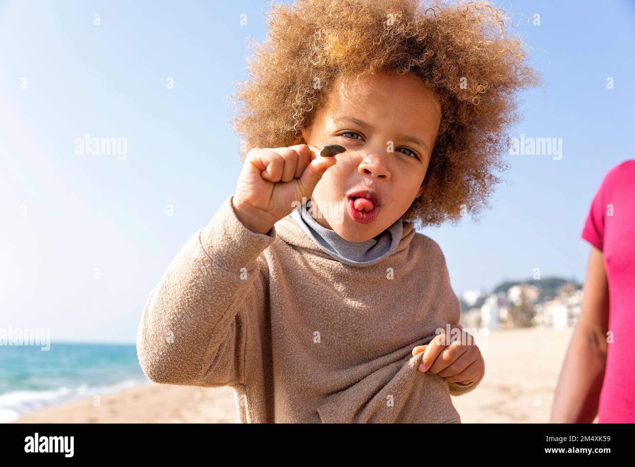 African child tongue hi-res stock photography and images - Alamy