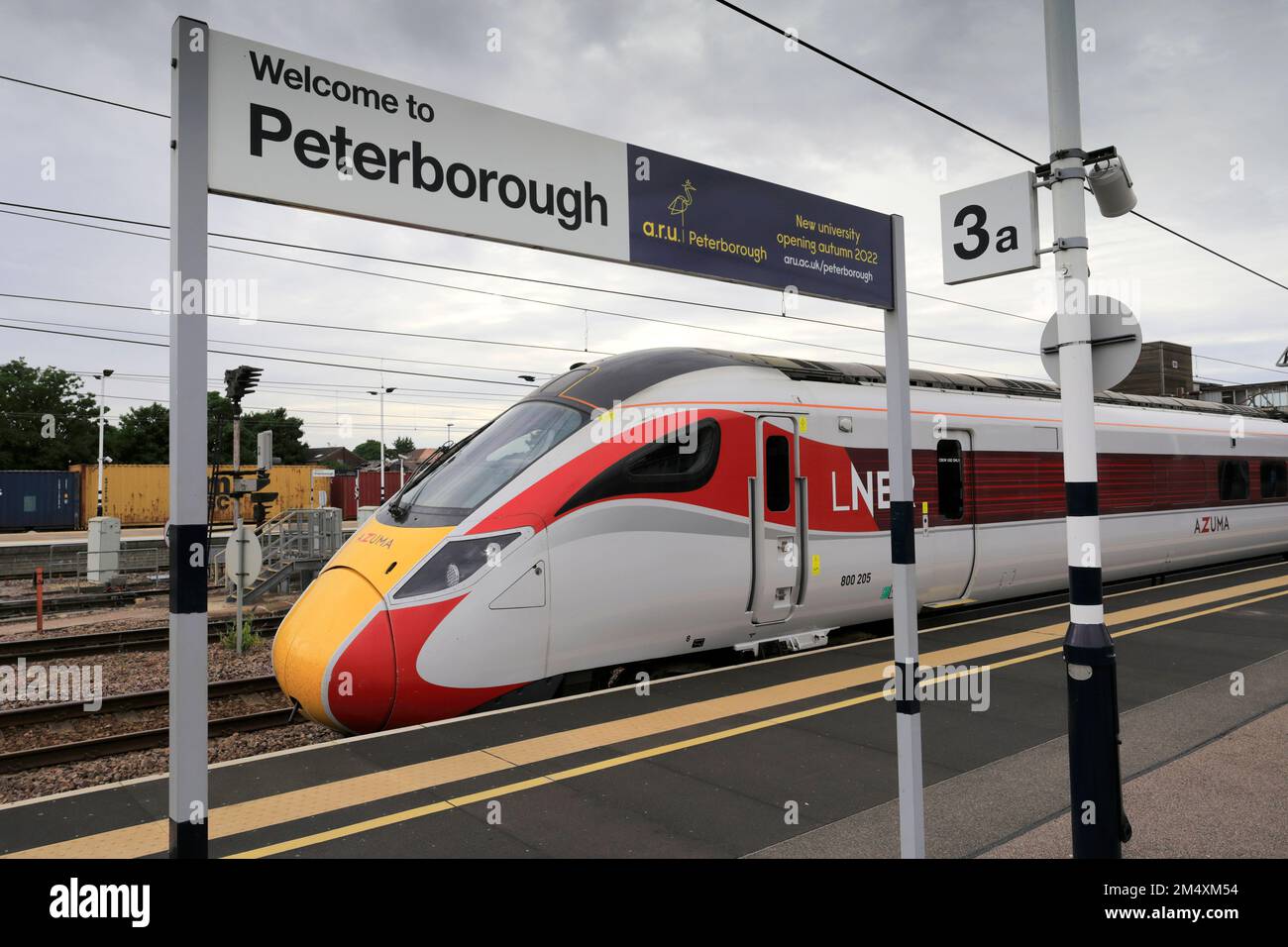 LNER Azuma at Peterborough railway station, East Coast Main Line ...