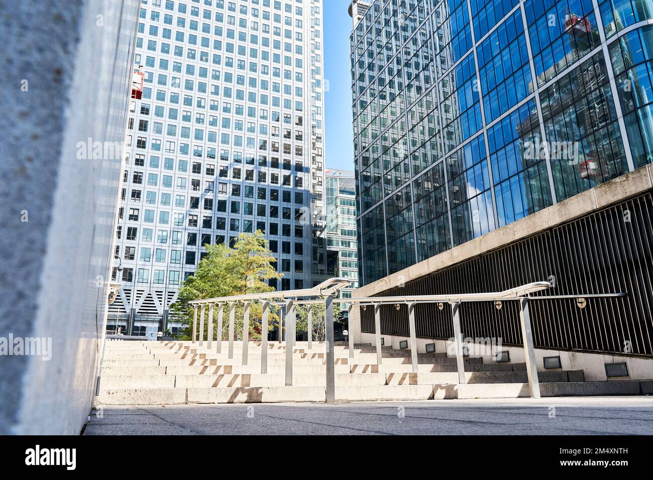Skyscraper staircase hi-res stock photography and images - Alamy