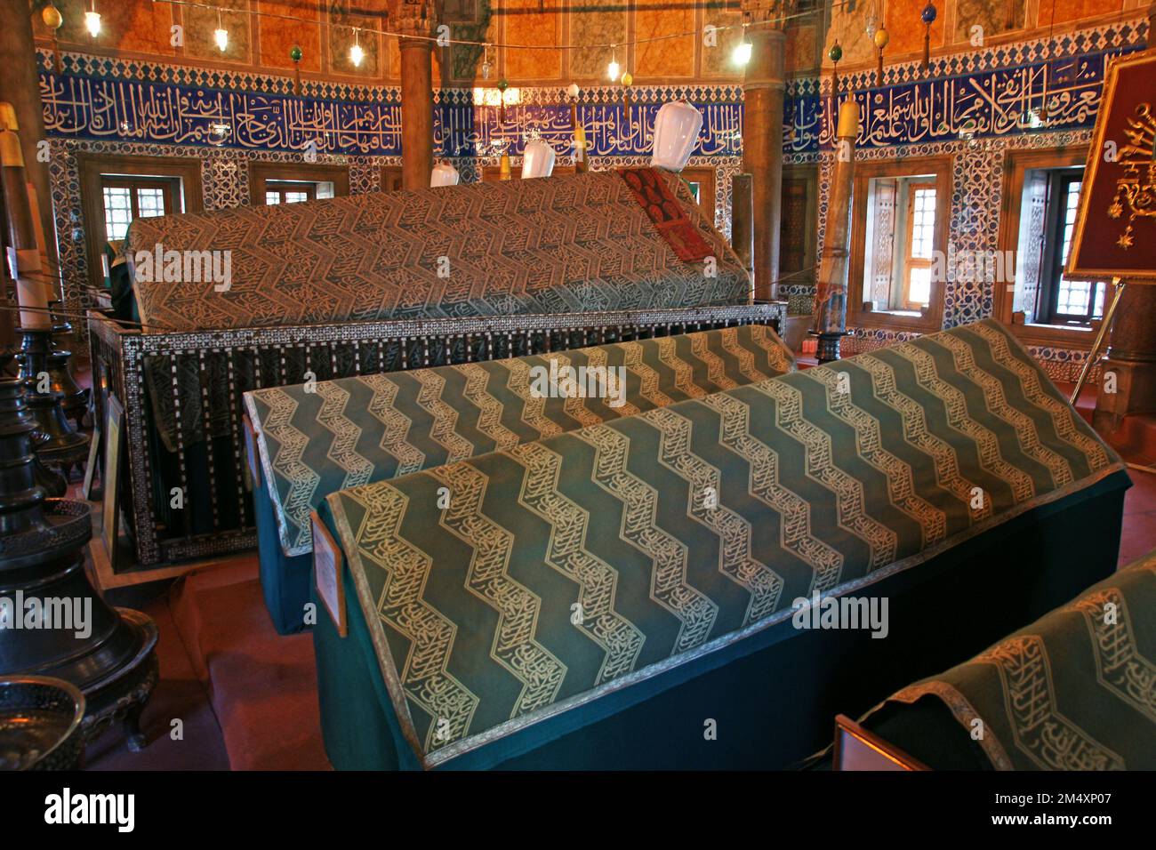 Kanuni Sultan Suleyman Tomb in Istanbul, Turkey Stock Photo - Alamy