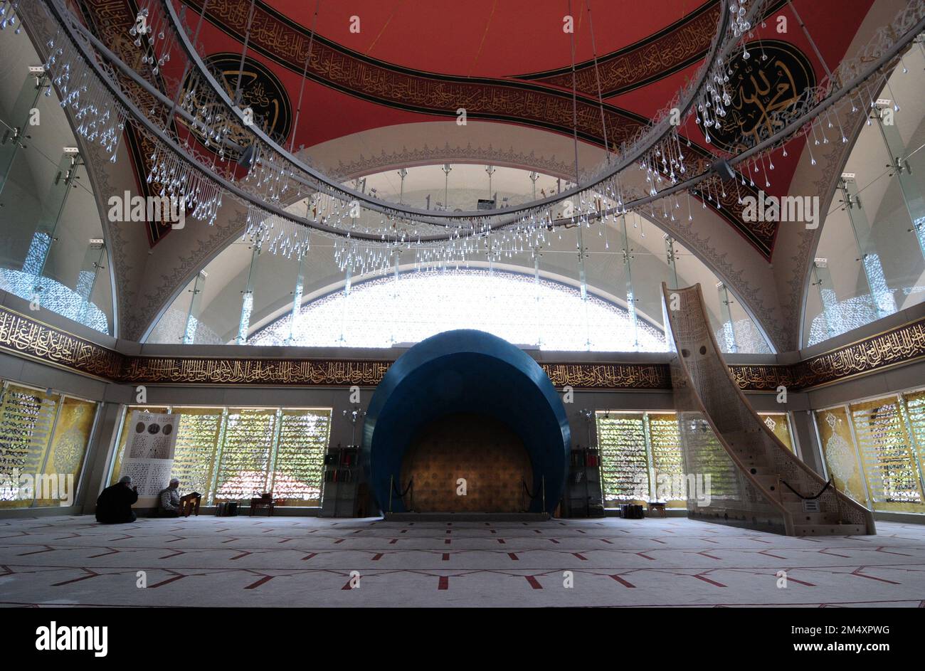 Sakirin mosque hi-res stock photography and images - Alamy