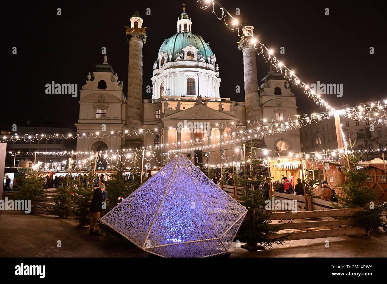 Vienna, Austria. December 23, 2022. Art Advent Advent market at ...