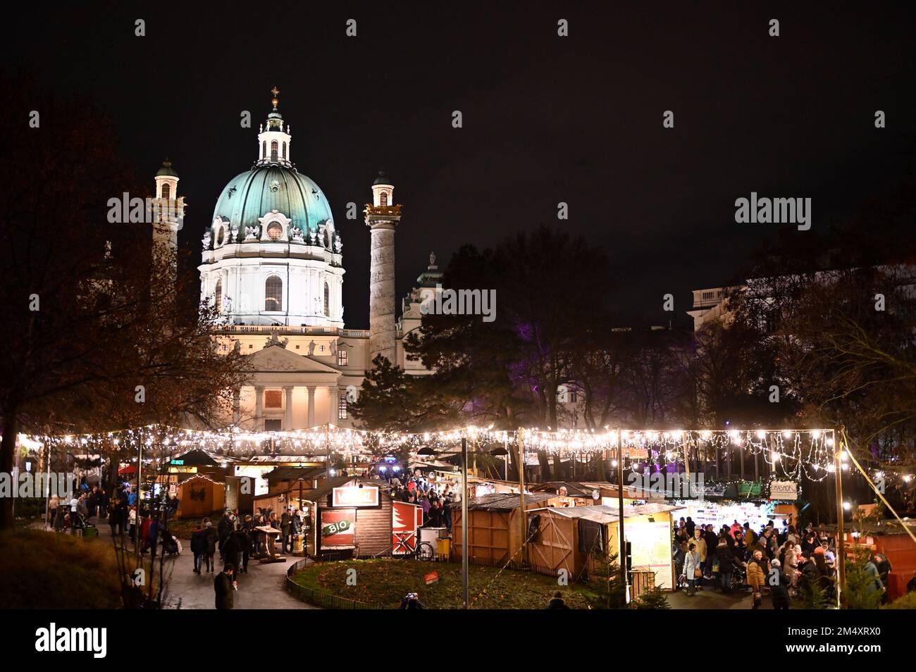 Vienna, Austria. December 23, 2022. Art Advent Advent market at ...