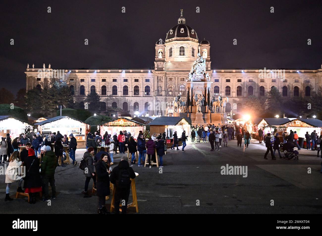 Christmas village maria theresien platz hi-res stock photography and ...