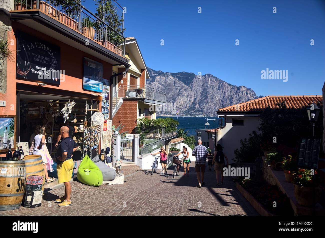 Beautiful corner in coffee shop hi-res stock photography and images - Alamy
