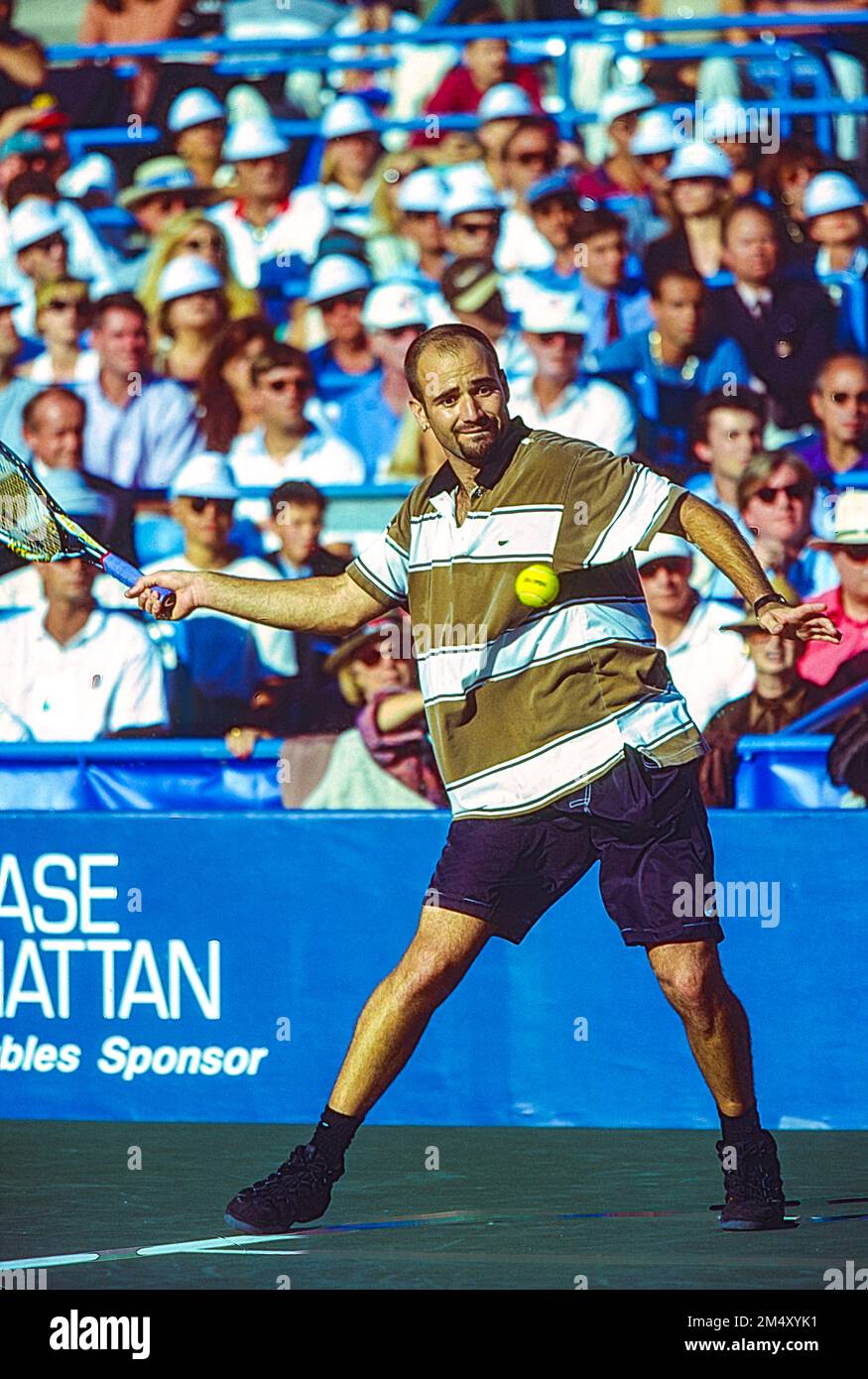 Andre Agassi (USA) competing at the 1995 US Open Tennis Stock Photo - Alamy