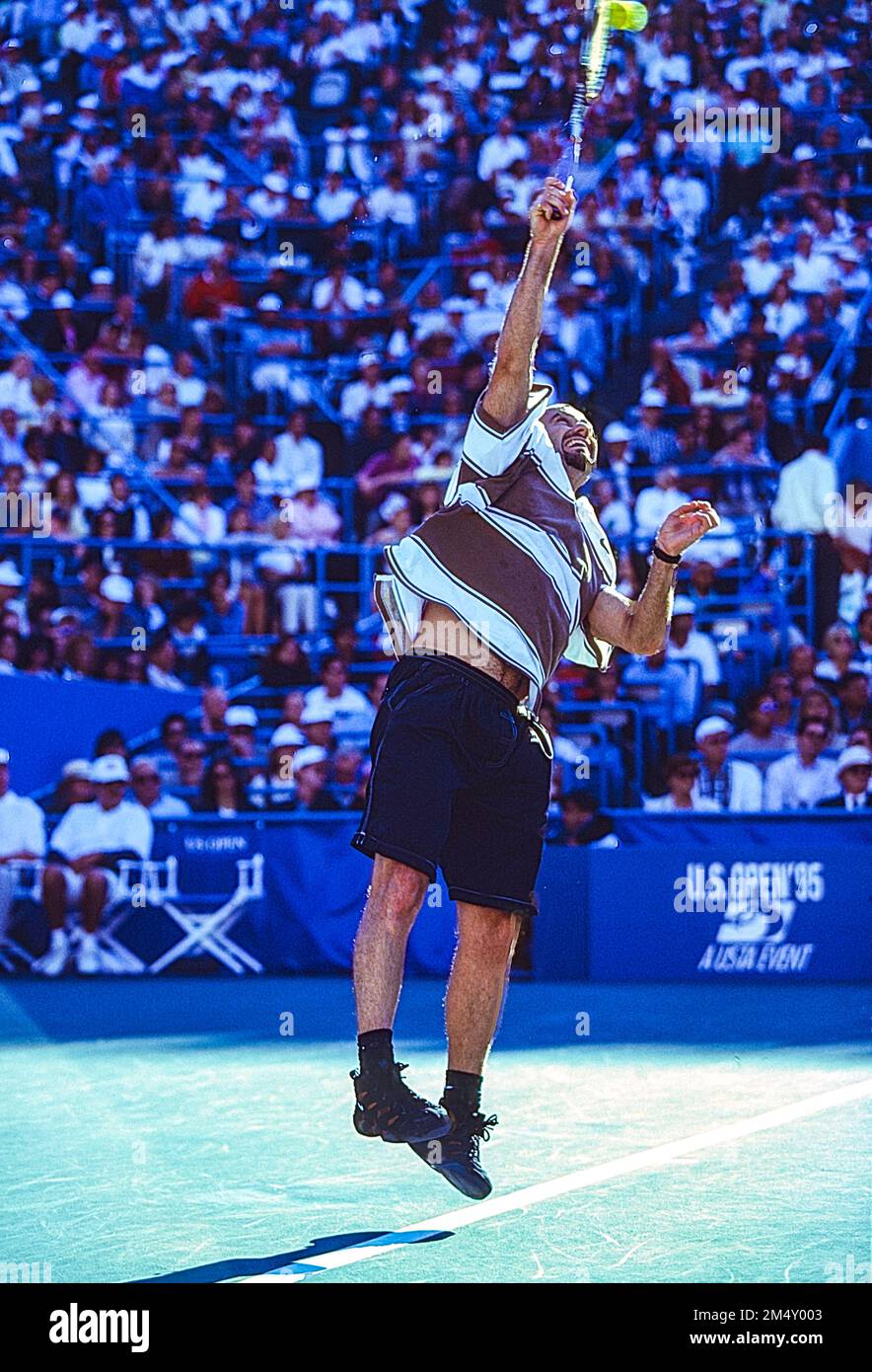 Andre agassi 1995 hi-res stock photography and images - Alamy