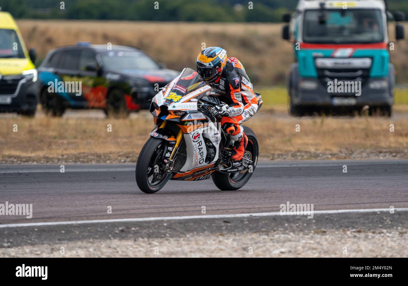 British Super Bikes Thruxton Race Circuit Sunday Race Day Stock Photo ...