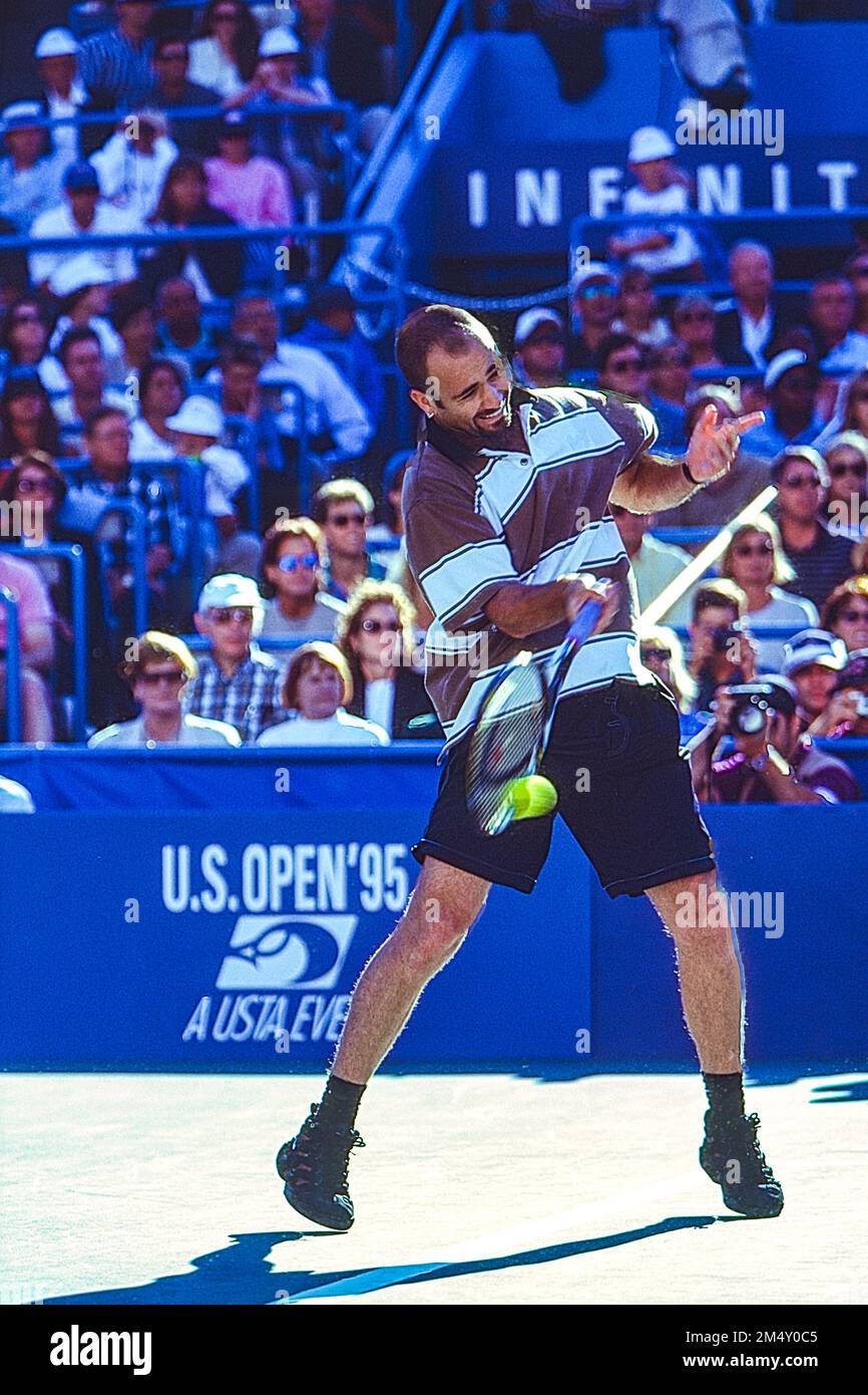 Andre Agassi (USA) competing at the 1995 US Open Tennis Stock Photo - Alamy