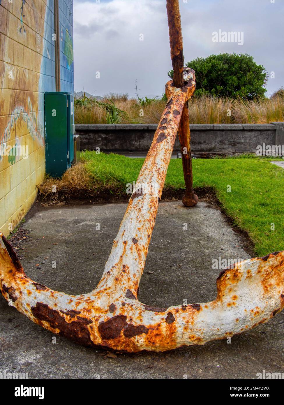 Corroded anchor hi-res stock photography and images - Alamy