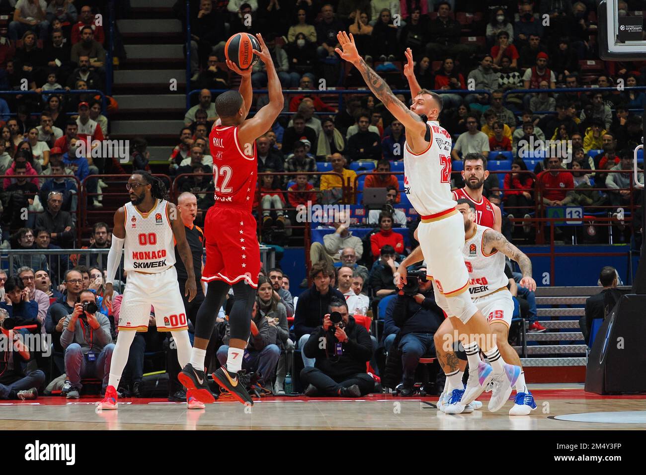 Forum of Assago, Milan, Italy, December 23, 2022,