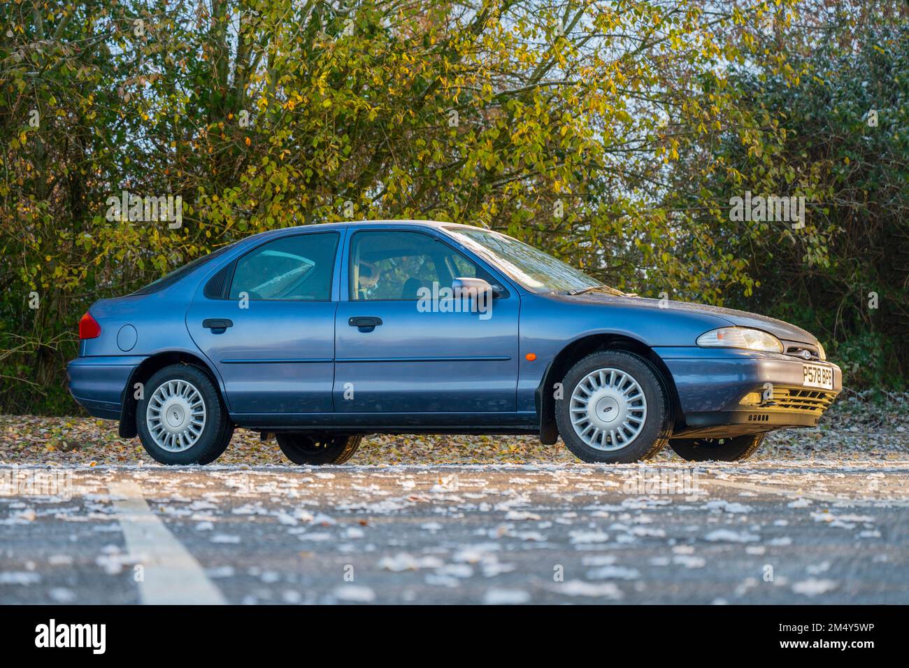 1996 mk1 Ford Mondeo in Verona trim level. Ford's 1st 'world car' Stock ...