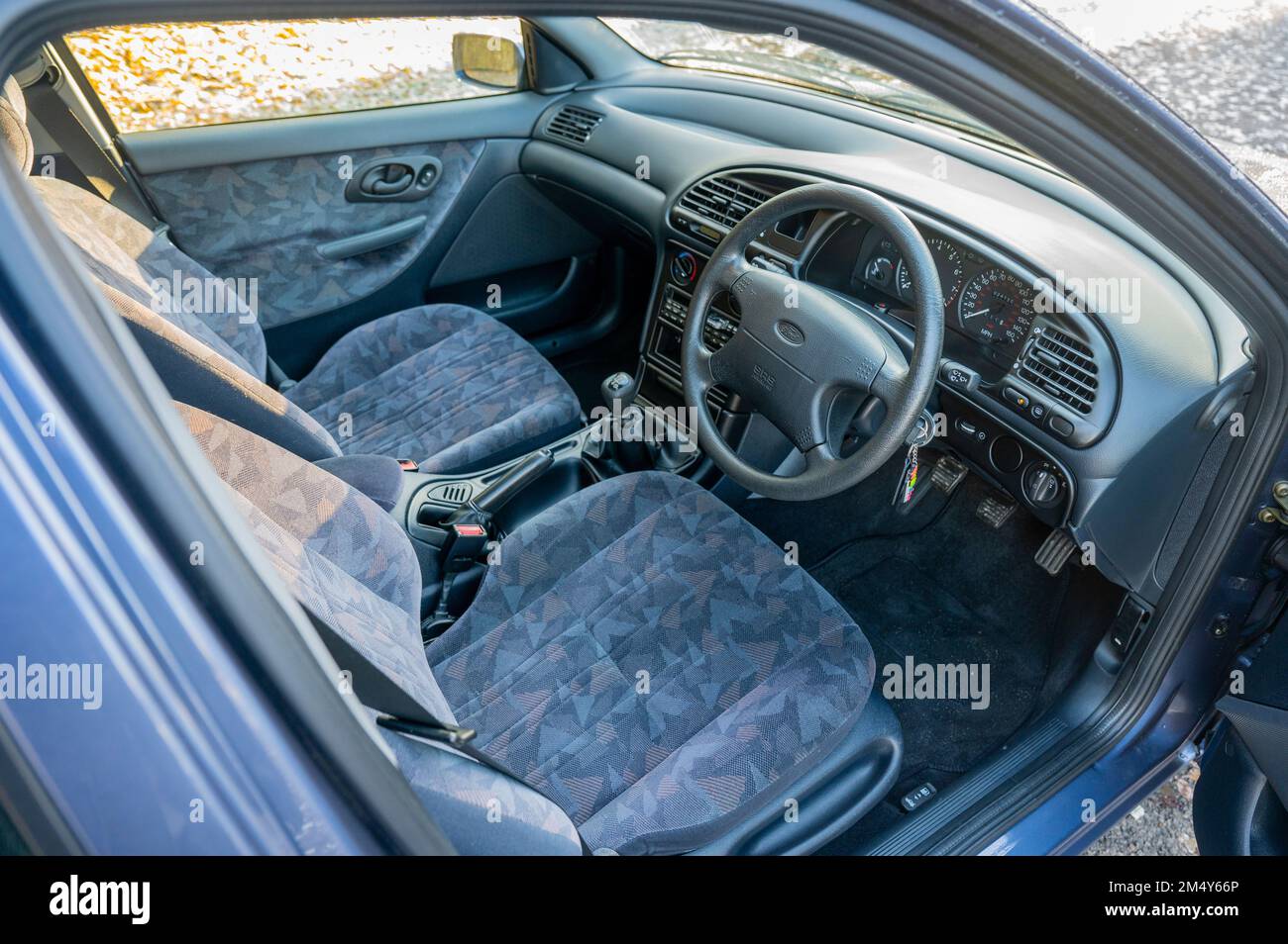 1996 mk1 Ford Mondeo in Verona trim level. Ford's 1st 'world car' Stock ...