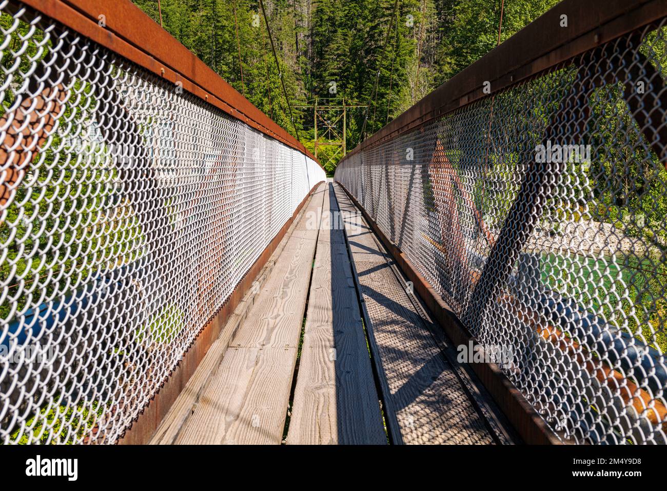 Foot bridge over Skagit River; Gorge Dam; Skagit River; North Cascades ...