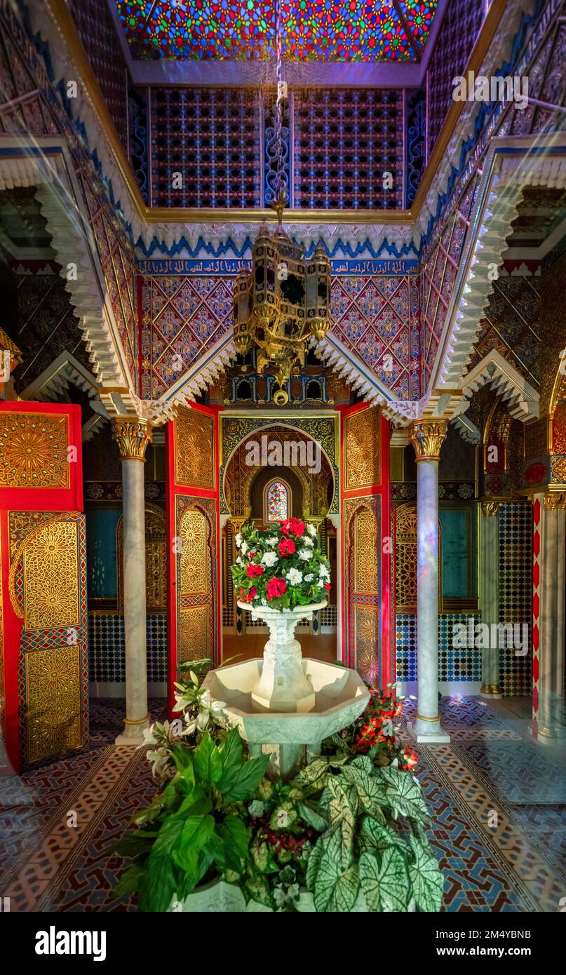 Linderhof palace interior hi-res stock photography and images - Alamy