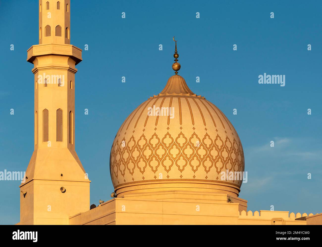 Uthman ibn Affan Mosque, Sur, Oman Stock Photo - Alamy