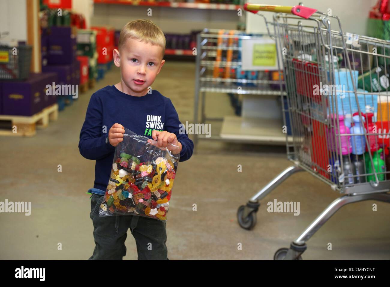 Russian finnish border hi-res stock photography and images - Alamy