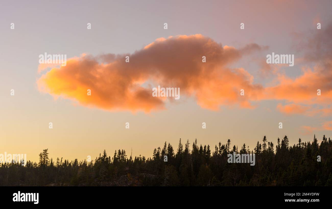 Sunset over Lake Superior at Sandy Bach, Sandy Beach, Wawa, Ontario ...