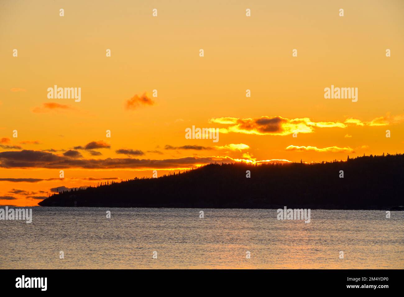 Sunset over Lake Superior at Sandy Bach, Sandy Beach, Wawa, Ontario ...
