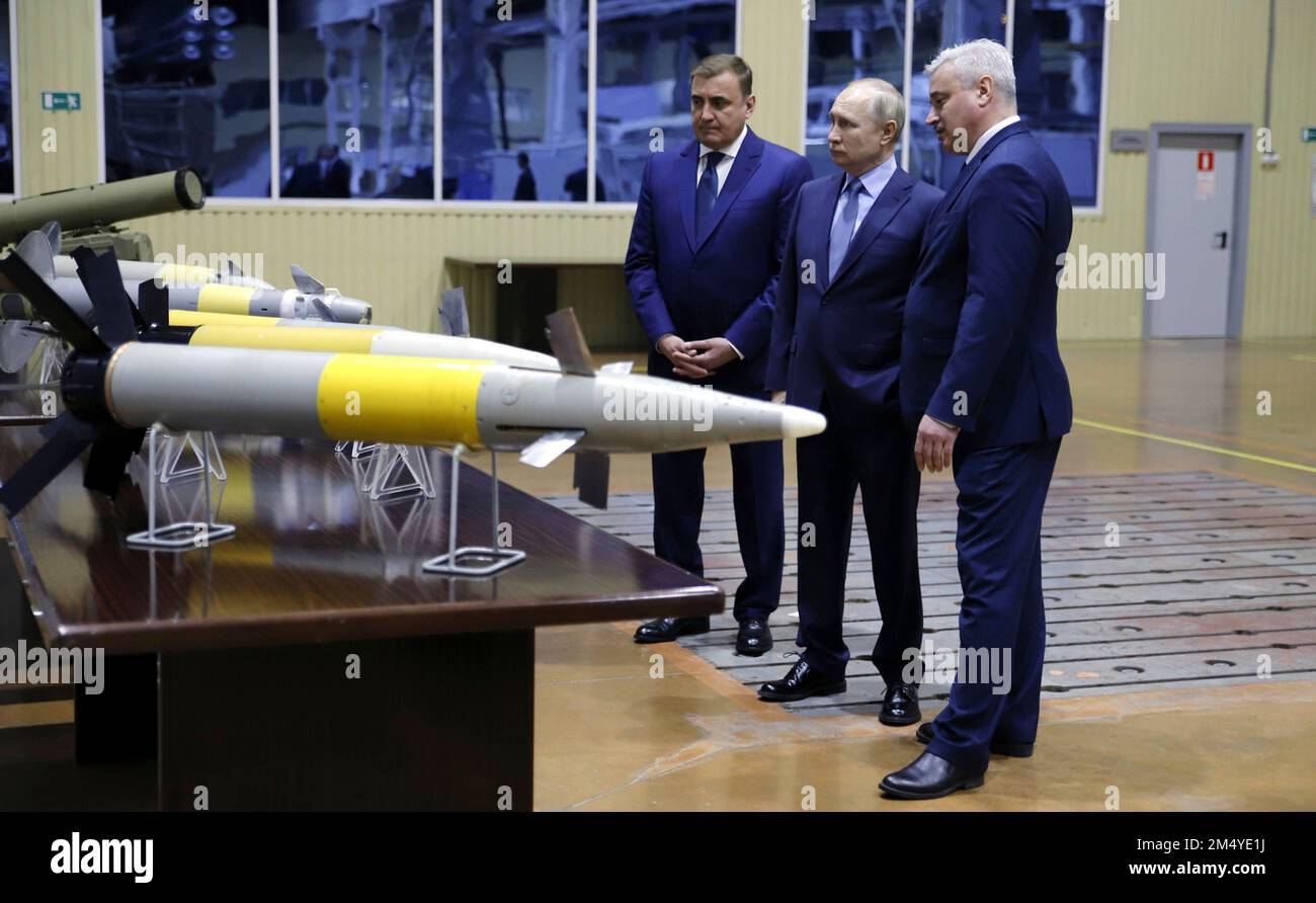Tula, Russia. 23rd Dec, 2022. Russian President Vladimir Putin, center ...