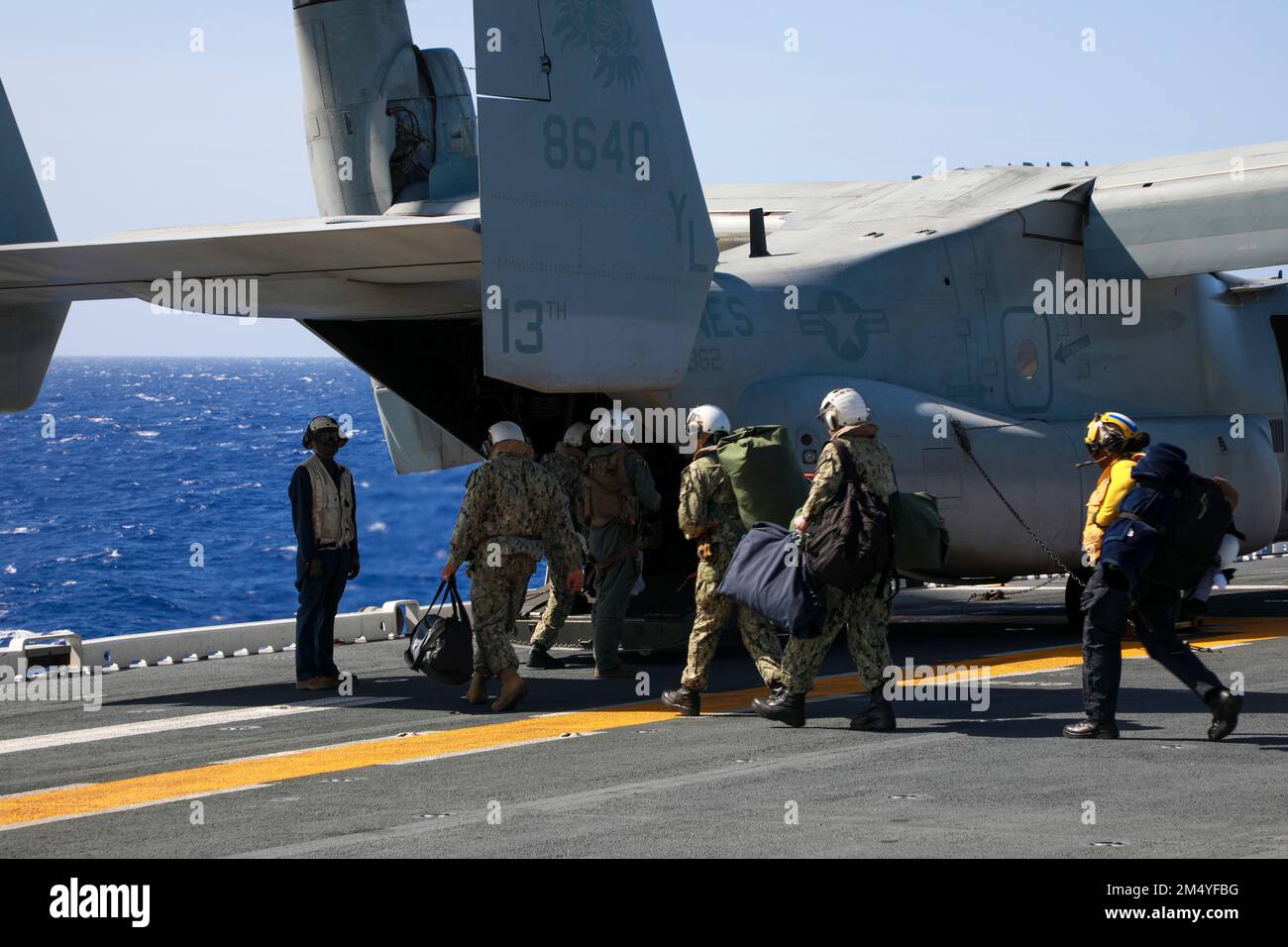 PACIFIC OCEAN (Dec. 3, 2022) - U.S. Marines with 13th Marine ...