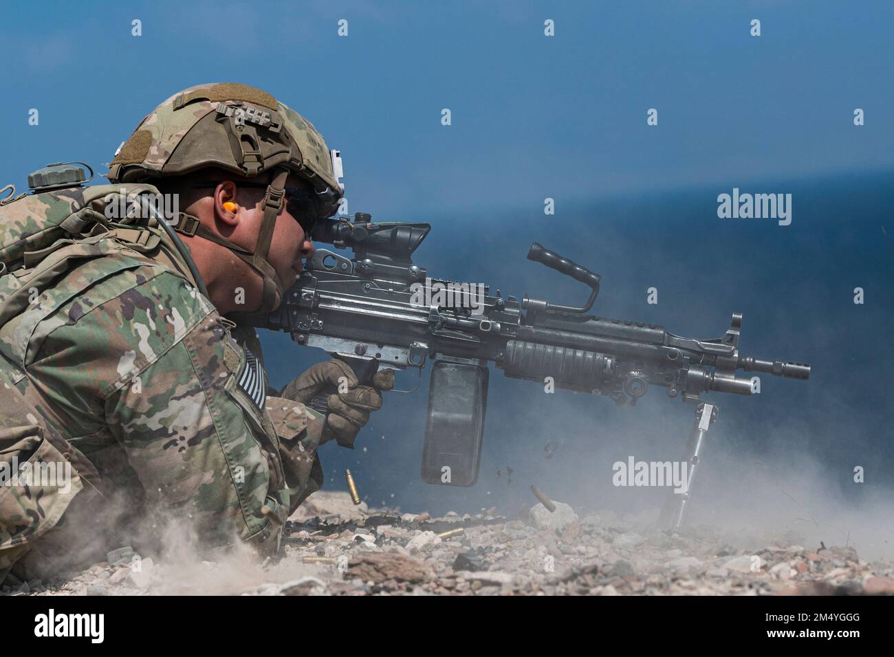 U.S. Army National Guard soldiers assigned to Task Force Wolfhound ...