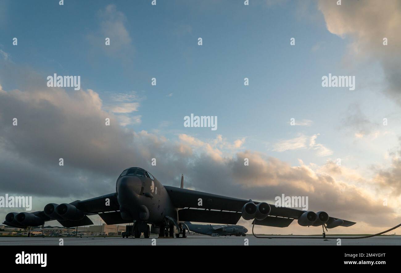 A Barksdale Air Force Base B-52H Stratofortress rests on the flightline ...