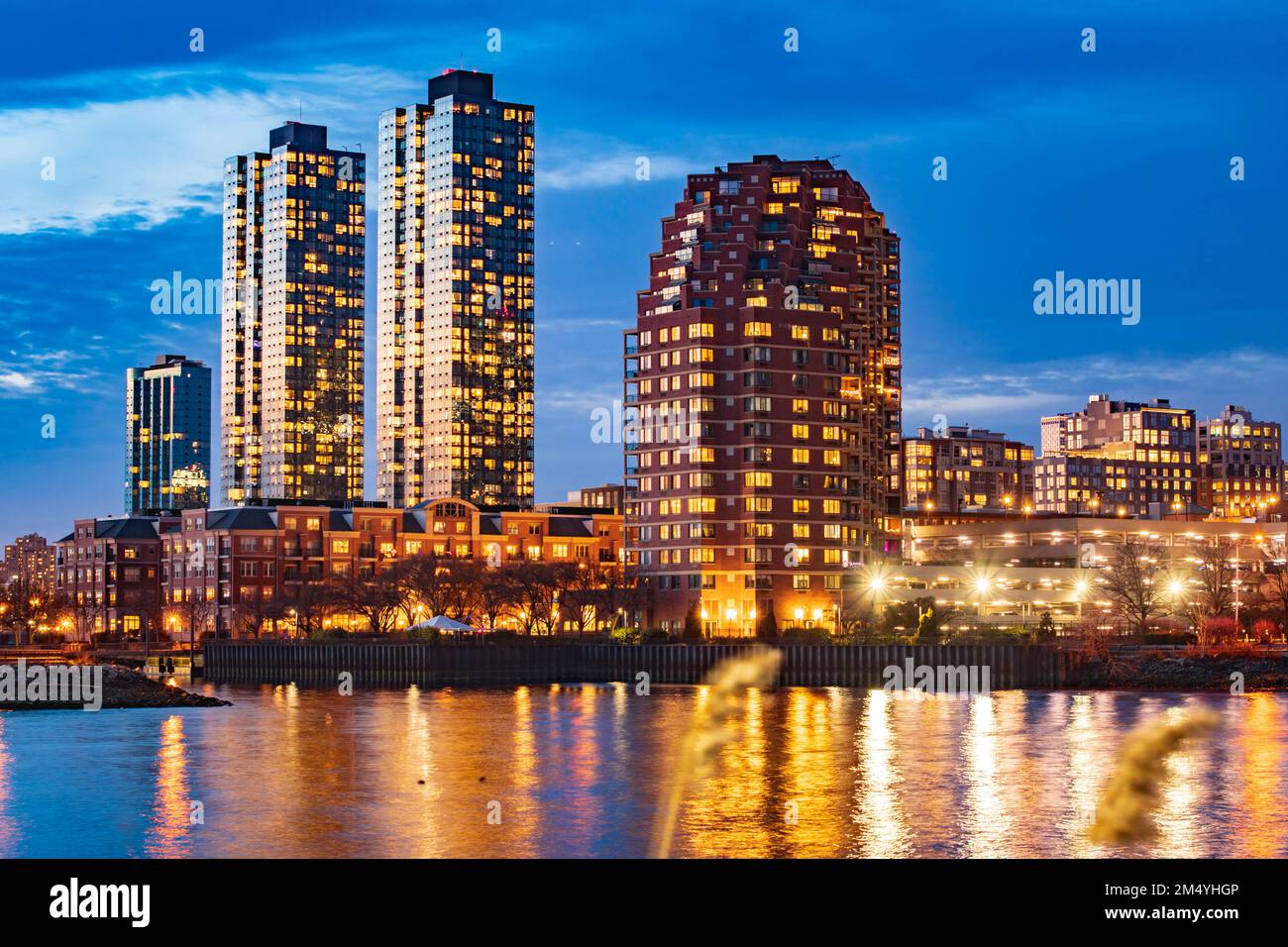 NYC and NJ skyline buildings detail backgrounds copy space long ...